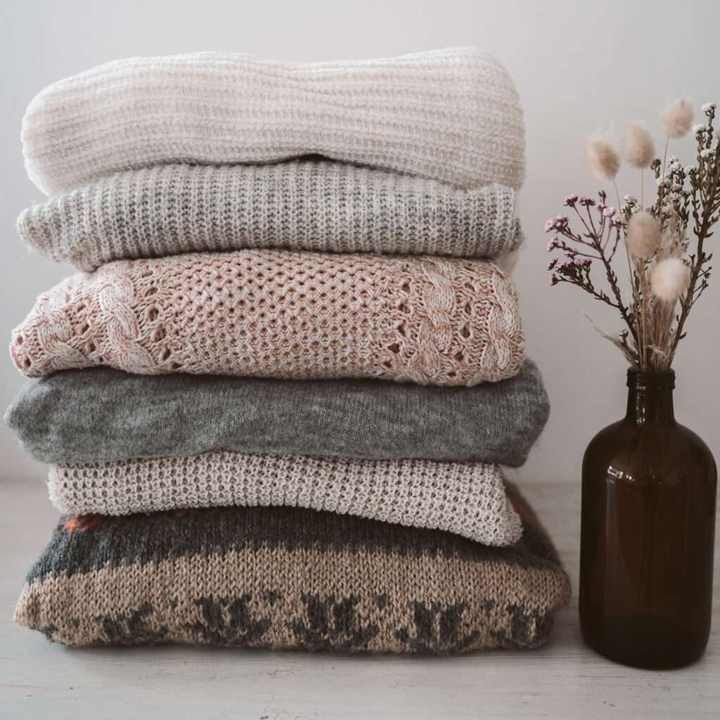 4 Elegant Ways to Store Your Clothes